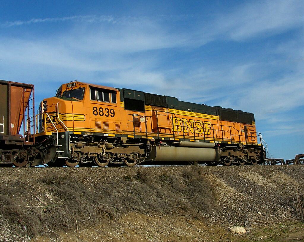 BNSF 8839